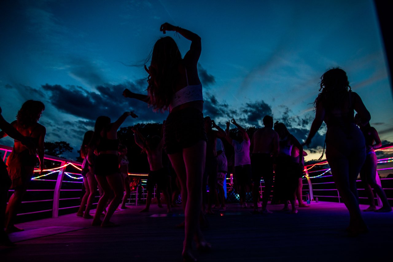 Full Moon Ecstatic Party Barge – Dinner, Dance, Cacao, Kundalini ...